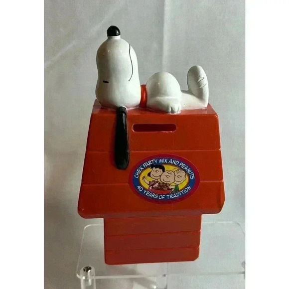Peanuts | Other | Peanuts Snoopy Chex Party Mix 4 Years Of Tradition Plastic 8 Bank Vintage Ufs ...